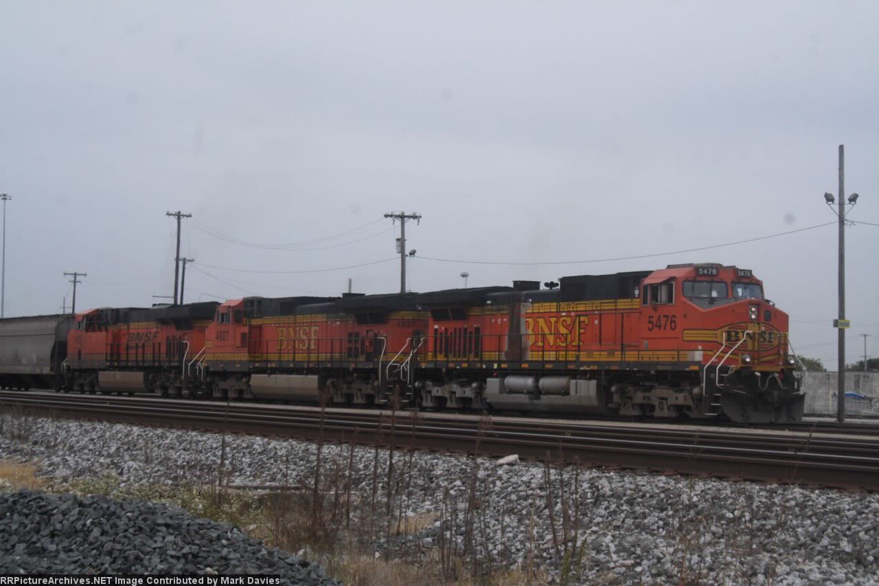 BNSF 5476